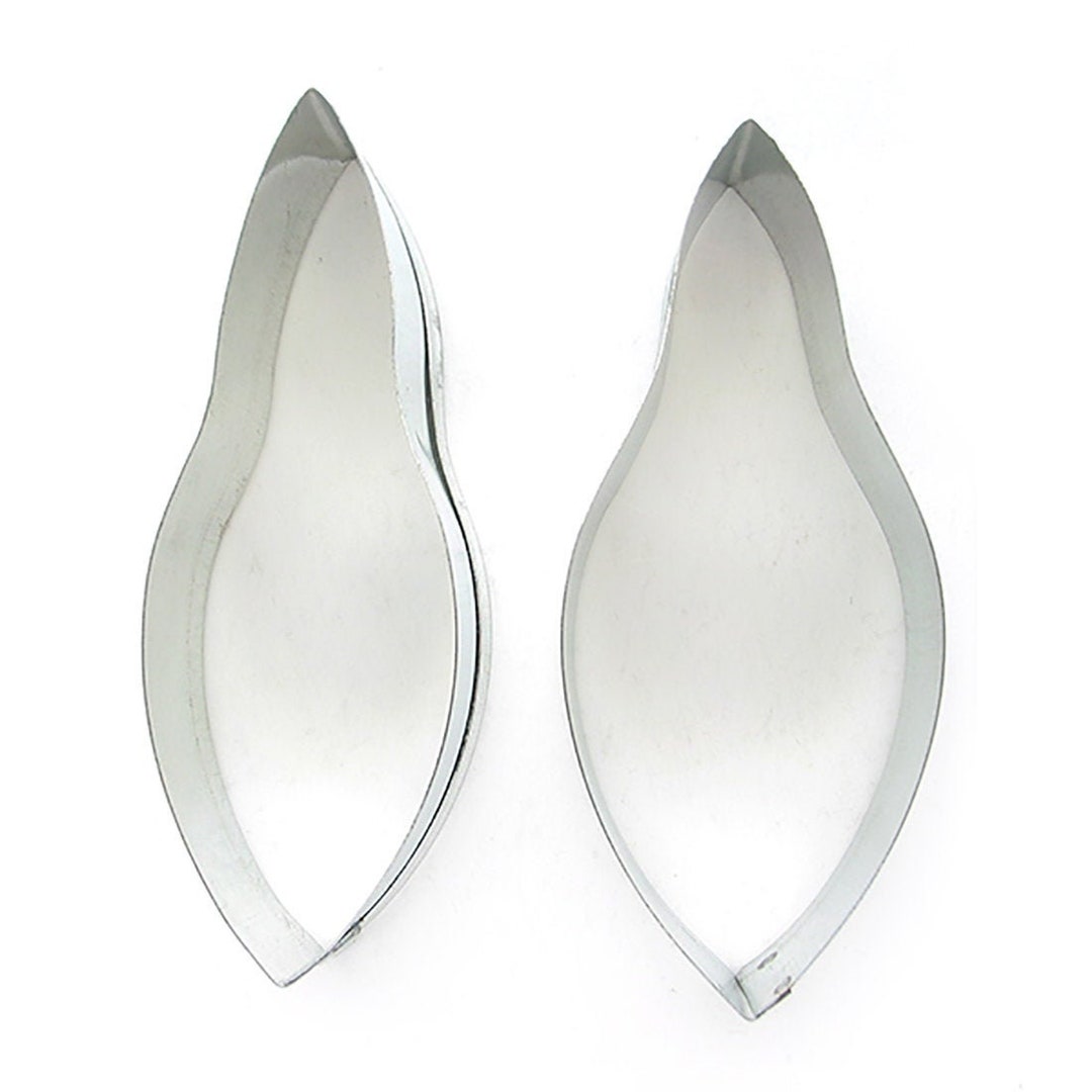 Tiger Lily Cutters (set of 2) - Etsy