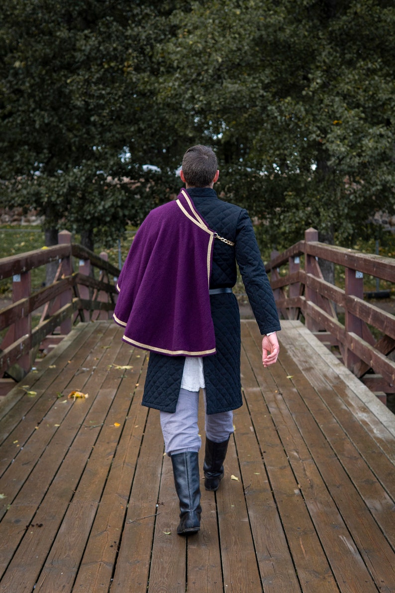 Renaissance Wool One Shoulder Capelet, Medieval LARP Cosplay - Etsy