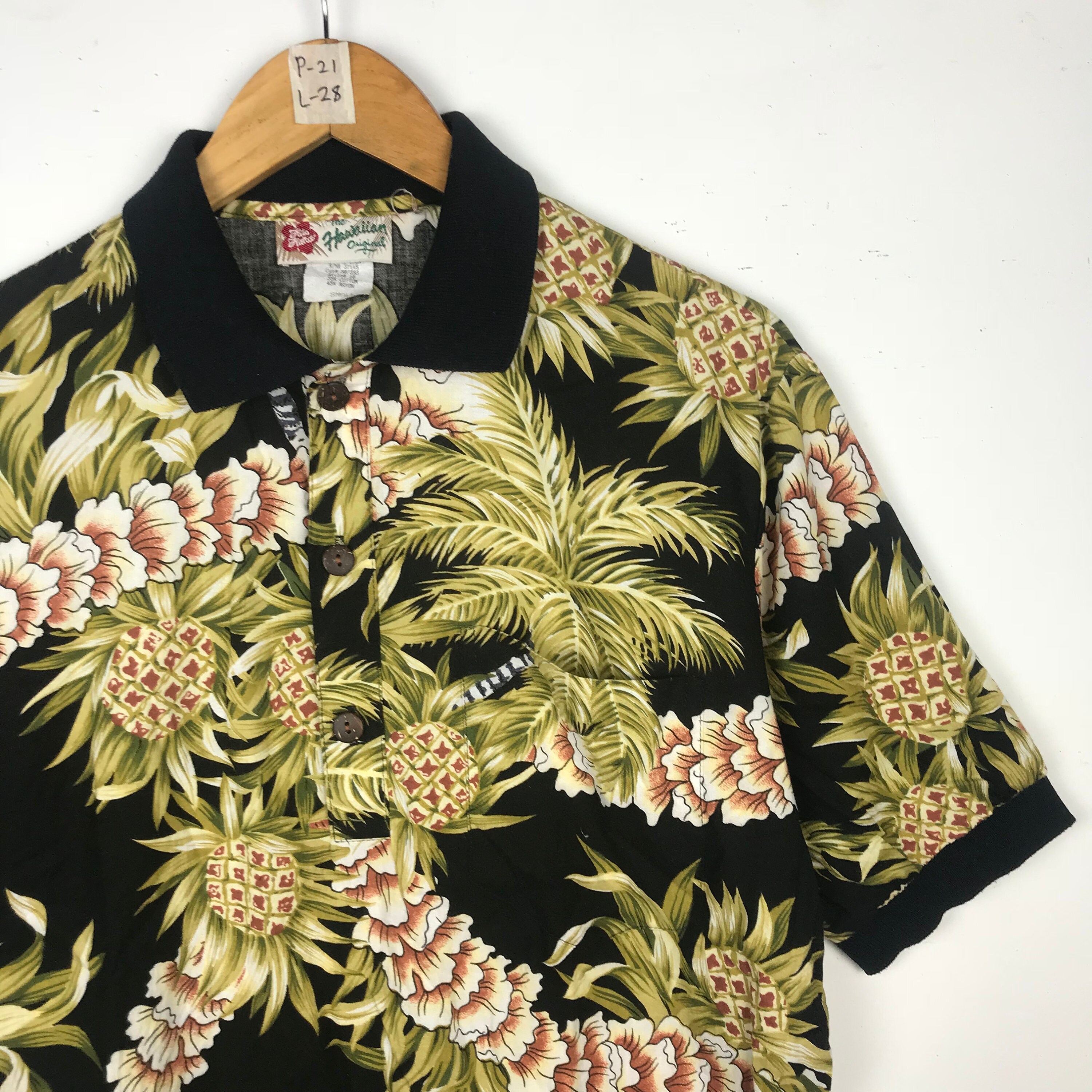 Rare HAWAIIAN Style Pineapple Motive Made in Hawaii Rayon Polos / Black ...