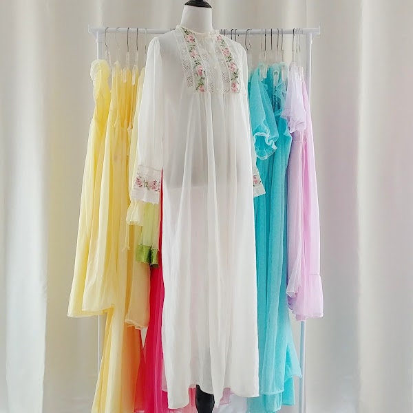 Vintage 1960s Robe 70s Embroidered Robe Vintage Lingerie - Etsy