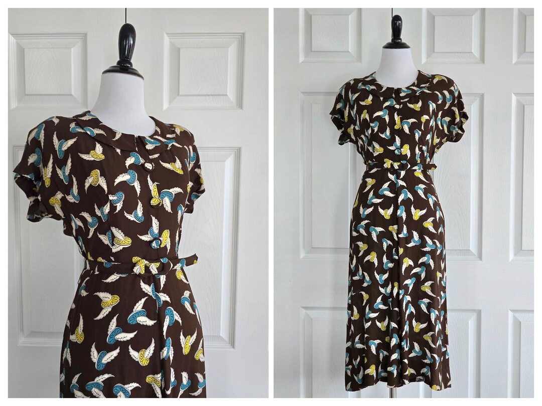 Vintage 1940s Winged Wheel Dress | 40s Novelty Print Dress | WW2 Dress ...