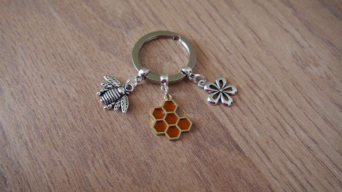 Bee Keyring Honey Bee Keychain Bee Lovers Gift Bee - Etsy