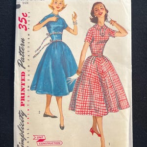 DEMONSTRATION PATTERN; 1950s Simplicity 1725 Dress Pattern in Half-size ...