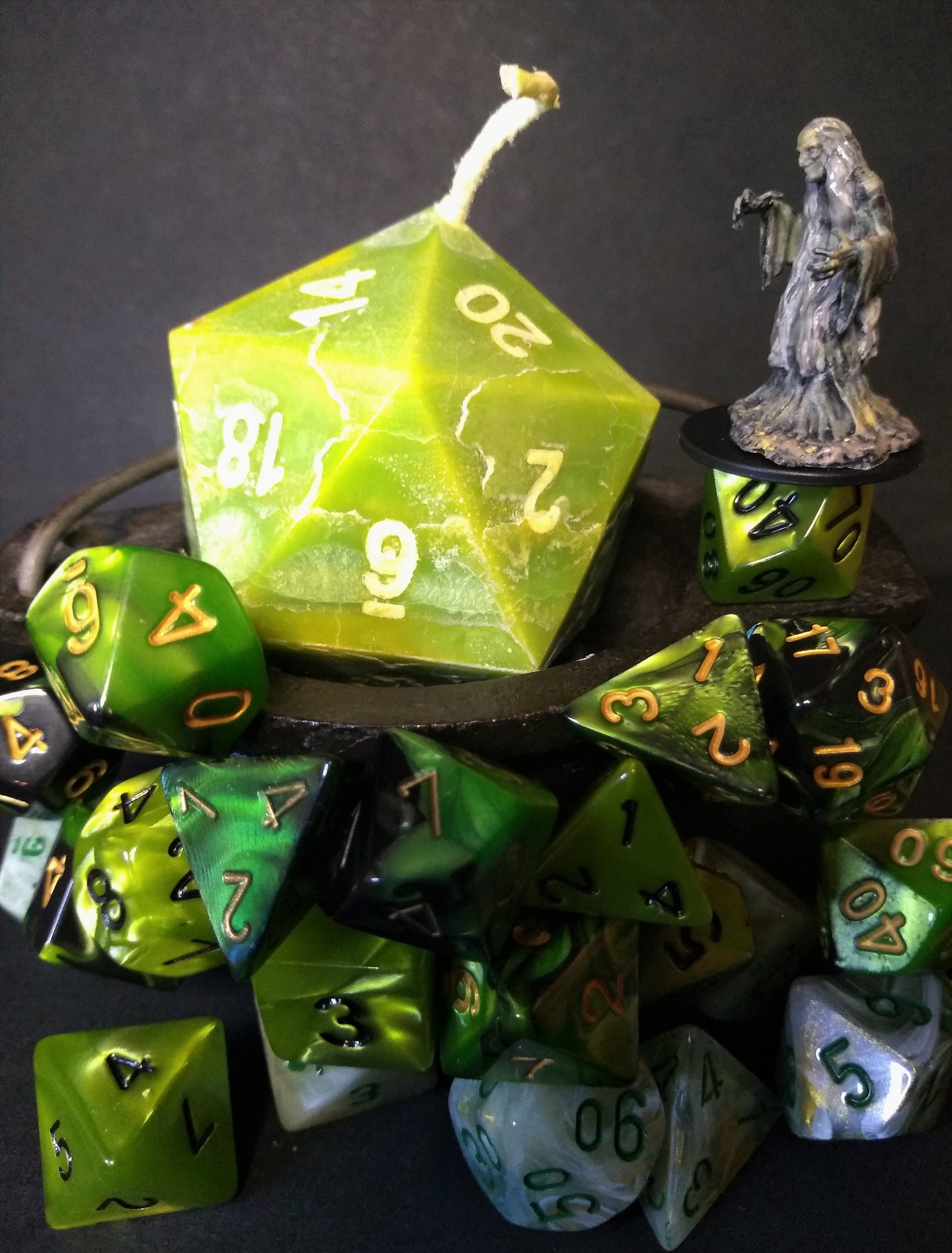 Acid Splash: Spell Series Natural D20 Candle - Etsy