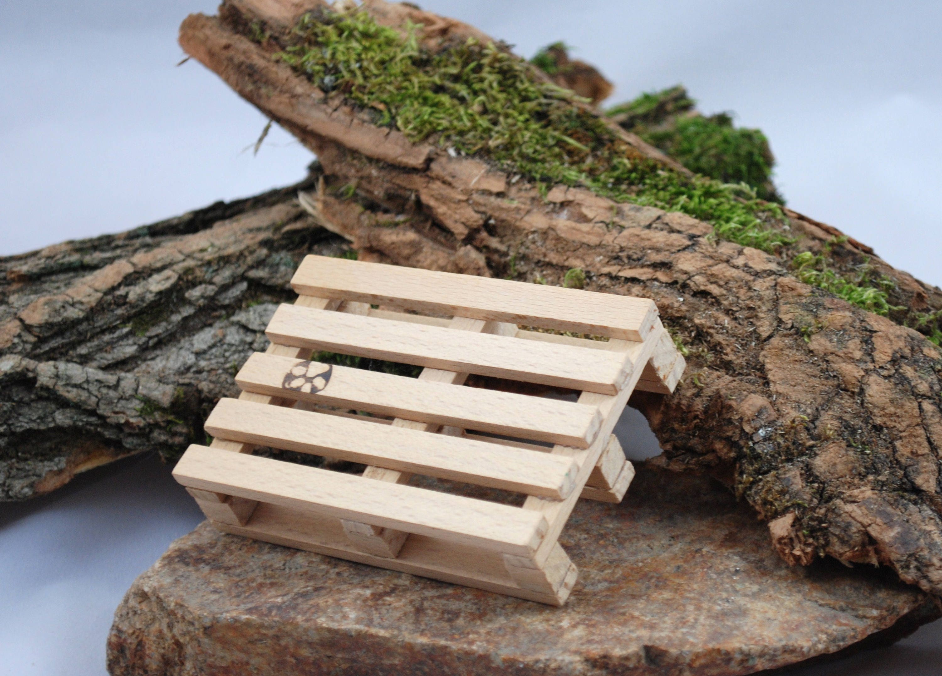 Mini wooden Pallet | Etsy