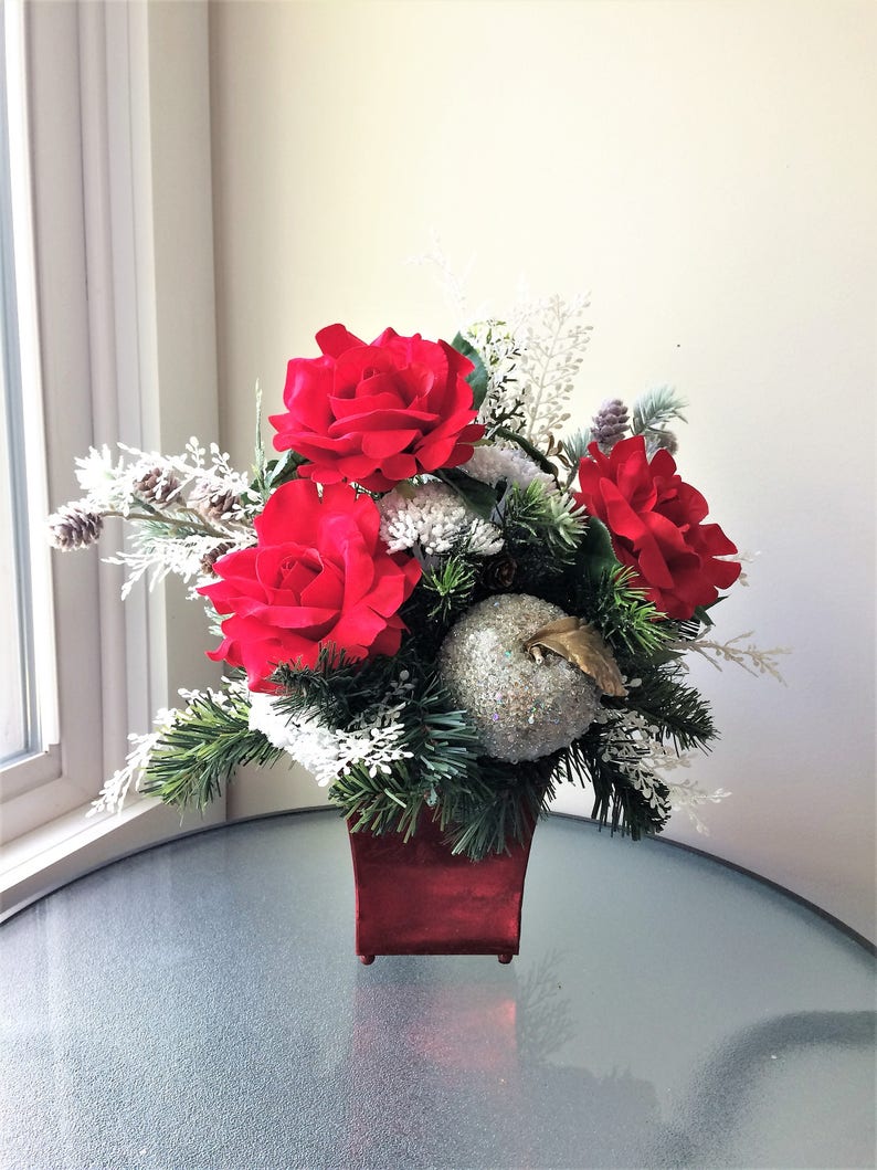 Red Velvet Rose Flower Arrangement Winter Centerpiece - Etsy