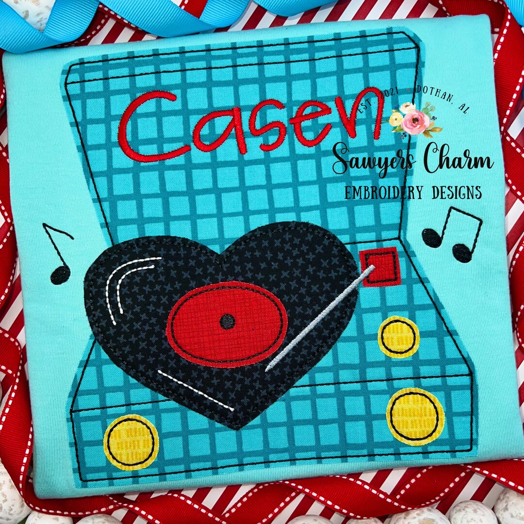 BUNDLE Heart Record Player Bean & Zigzag Stitch Machine Applique ...