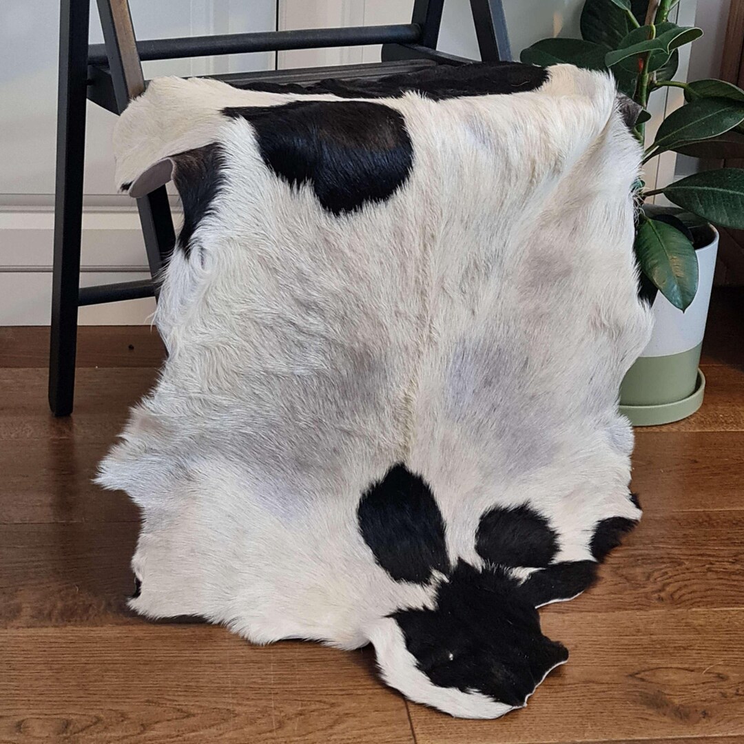 GOAT HIDE RUG Goat Rug, Genuine Goat Skin Rug, Leather Rug Decor, Black ...