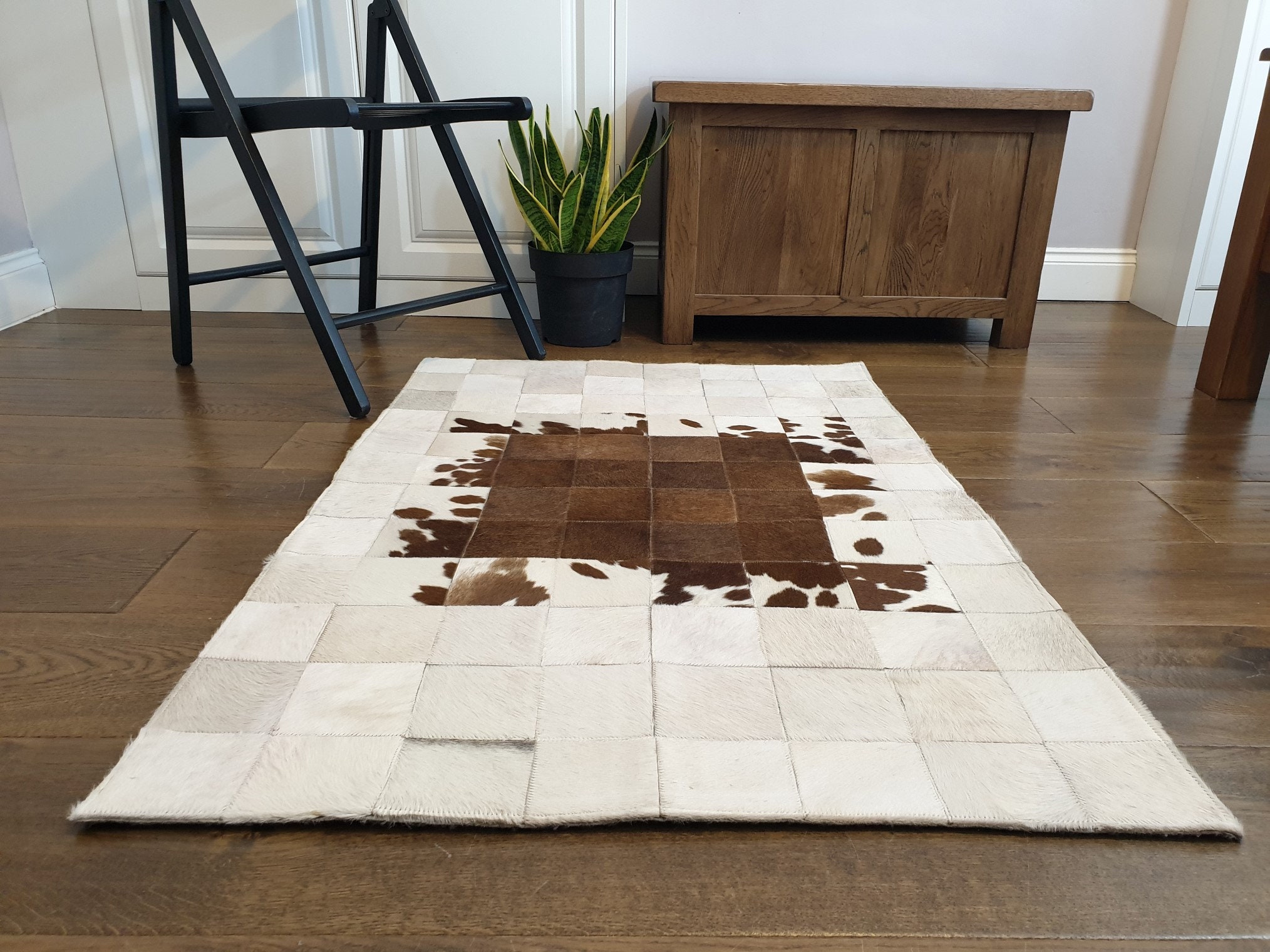 Handmade Cowhide Patchwork Rug: Brown & White Leather Carpet (47" X 31. ...