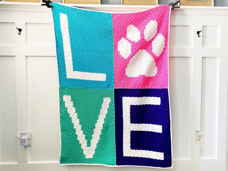 Paw Print Love Blanket Corner to Corner C2c Crochet PATTERN - Etsy