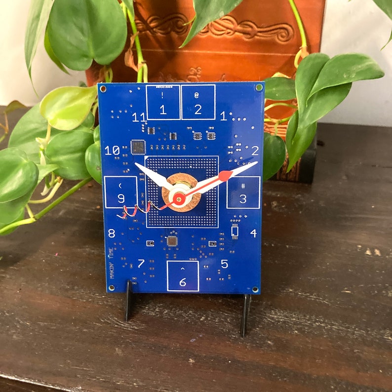 Circuit Board Clock: Tech Art, Desk or Wall Display - Etsy