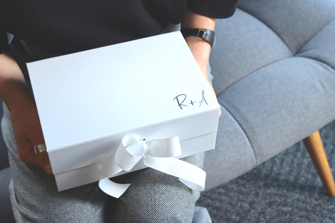 Personalised Wedding Couple Gift Box, Bride and Groom, Wedding Day Gift ...