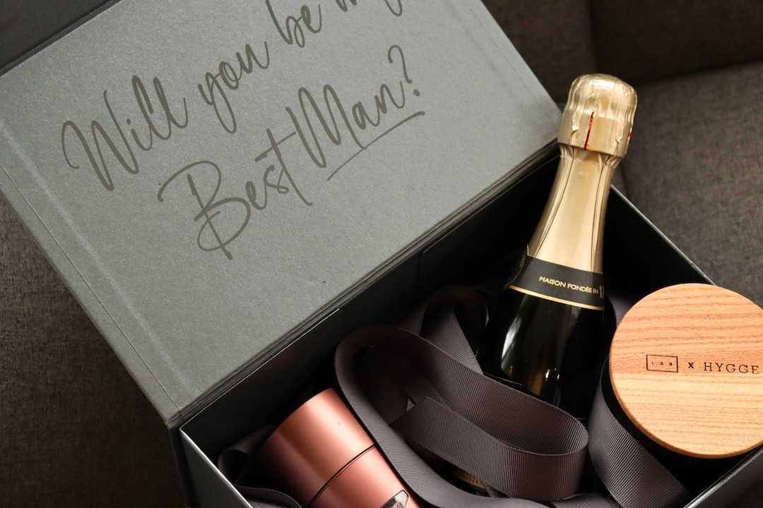 Best Man Proposal Box, Wedding Gift, Personalized Gift Box for Men ...
