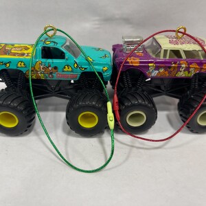 Custom Pair of Vintage Scooby Doo Ornaments / Fan Pulls. Ornament Loops ...