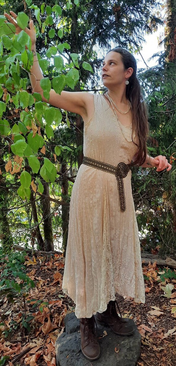 Medieval Wide Metal chain belt with beautiful goblinc… - Gem