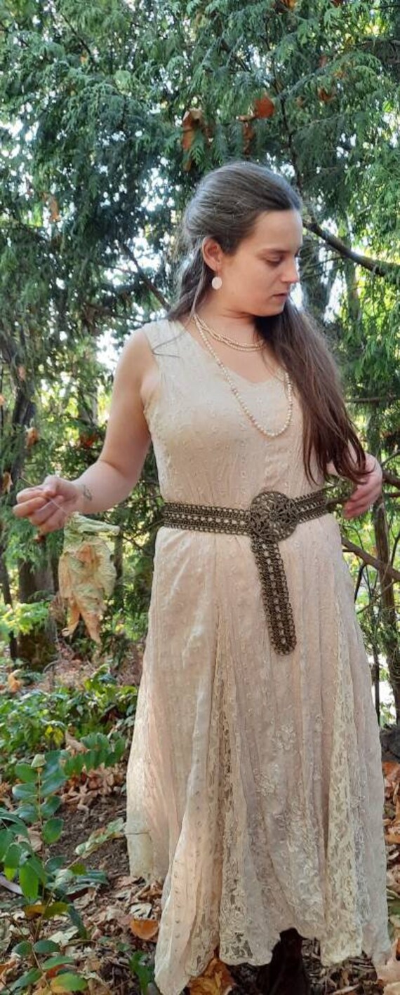 Medieval Wide Metal chain belt with beautiful goblinc… - Gem