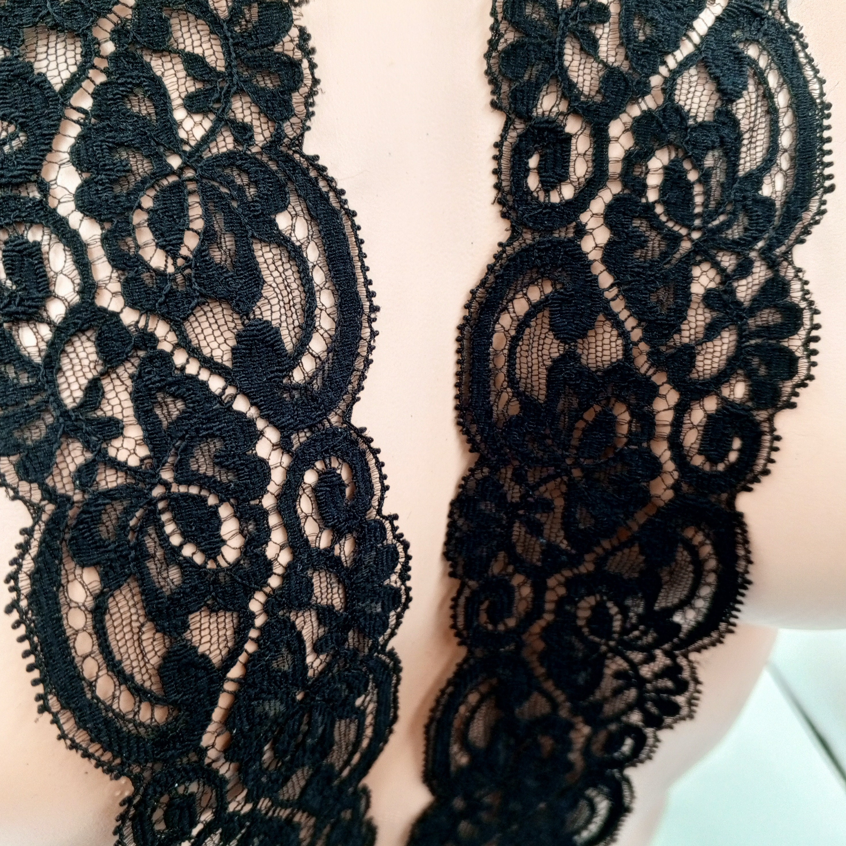Scalloped Swirl Black Lace 2-1/4" Wide Floral Embroidery Vintage Lace ...