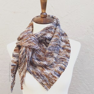 Tostata Knit Scarf Pattern Beginner Triangle Scarf Knitting Pattern ...
