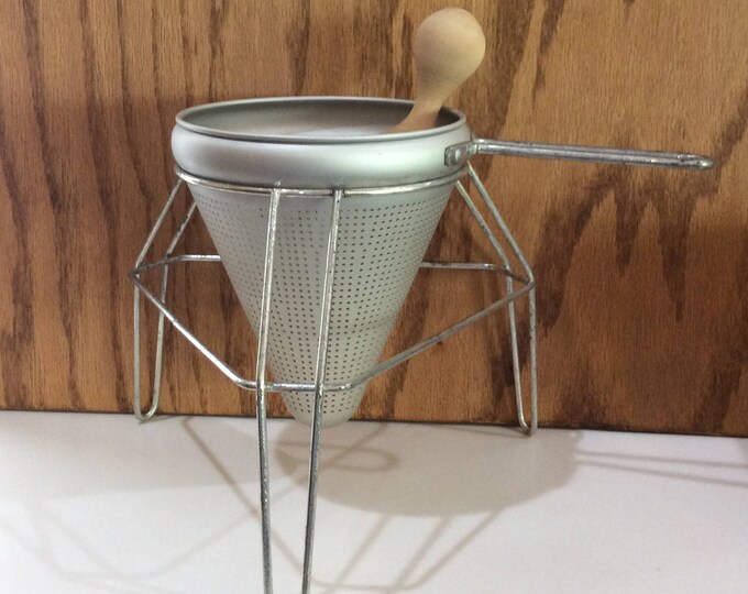 Food Press Aluminum Fruit Strainer Vegetable Sieve Canning Jelly Wood ...