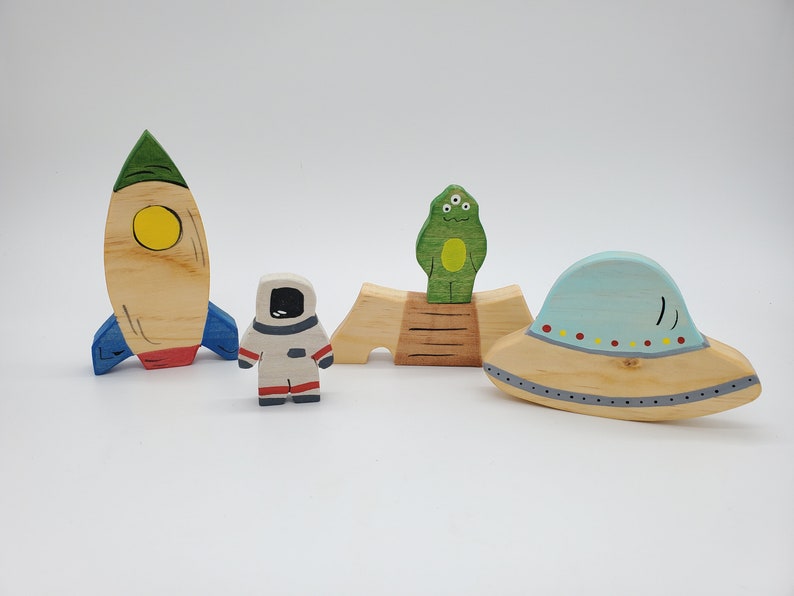 Spectacular Space Small World Playscape - Galaxy/rocket/spaceship/alien ...
