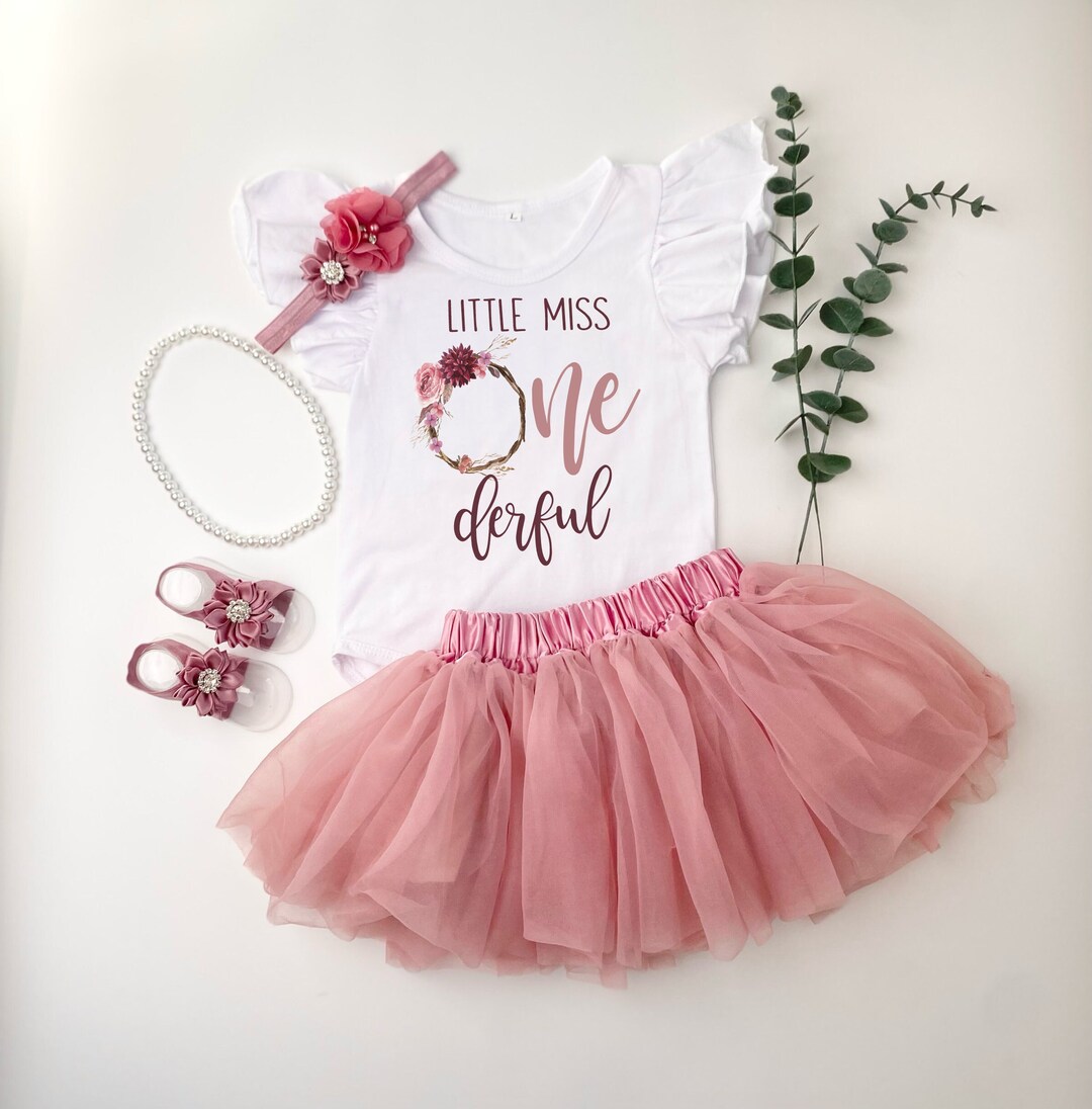Little Miss Onederful Flowy Tutu Outfit, Floral Wreath 1st Birthday ...