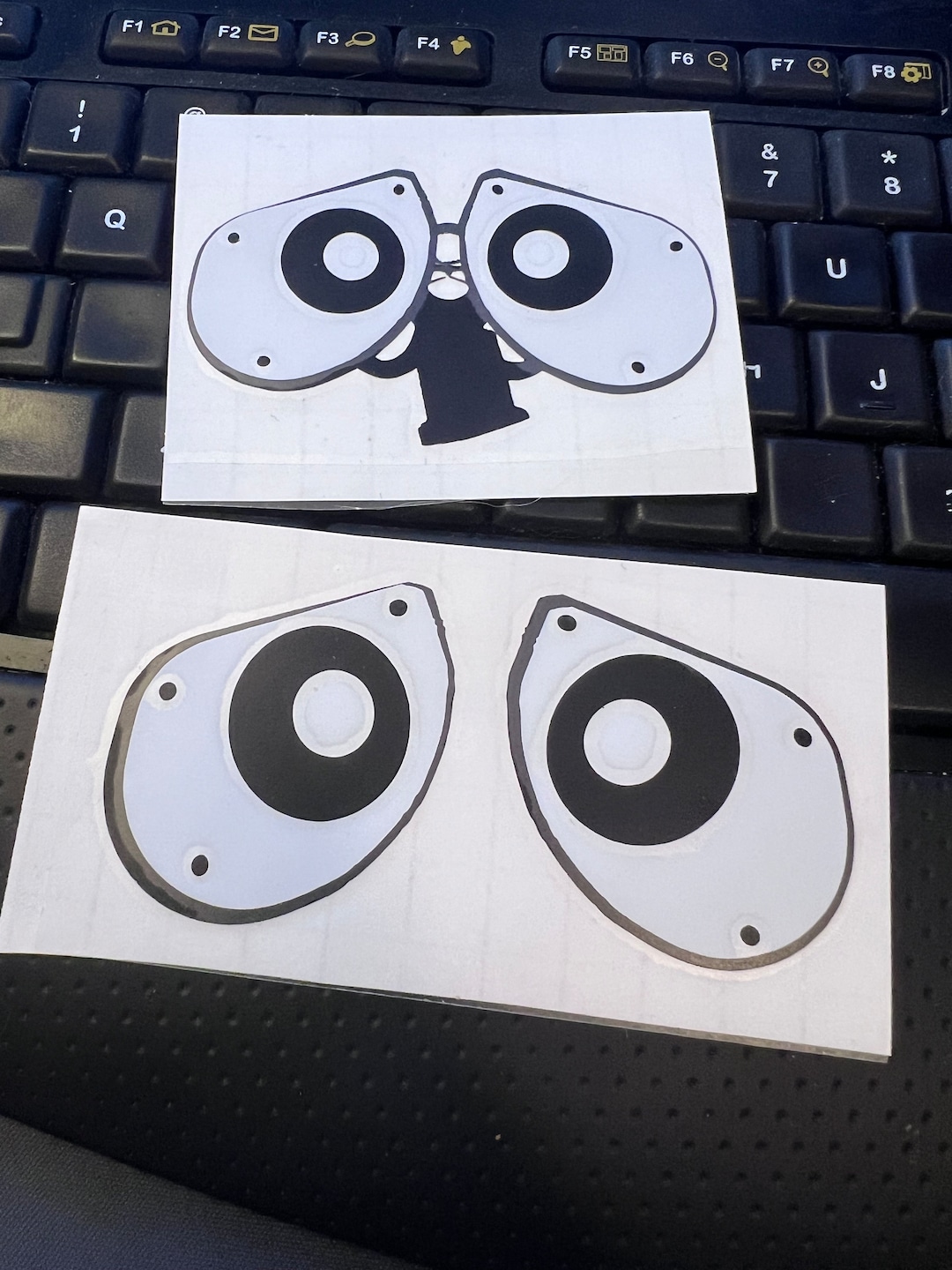 Wall-e Eyes Vinyl Decal /walle Car Decal/laptop Decal Disney Pixar - Etsy