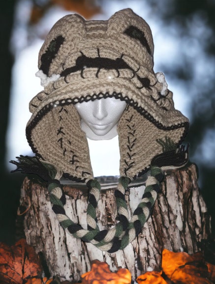 Burlap Chap Crochet Hood, Cosplay Hood, Cosplay Outfits, Crochet ...