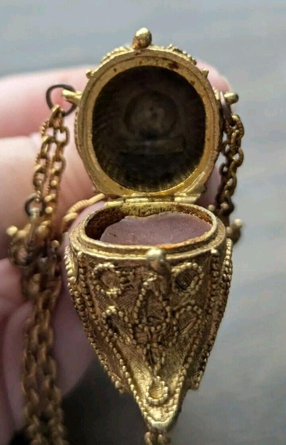 Estee Lauder Azuree Paisley Solid Perfume Necklace Tassel Gold Etruscan Chain - Etsy