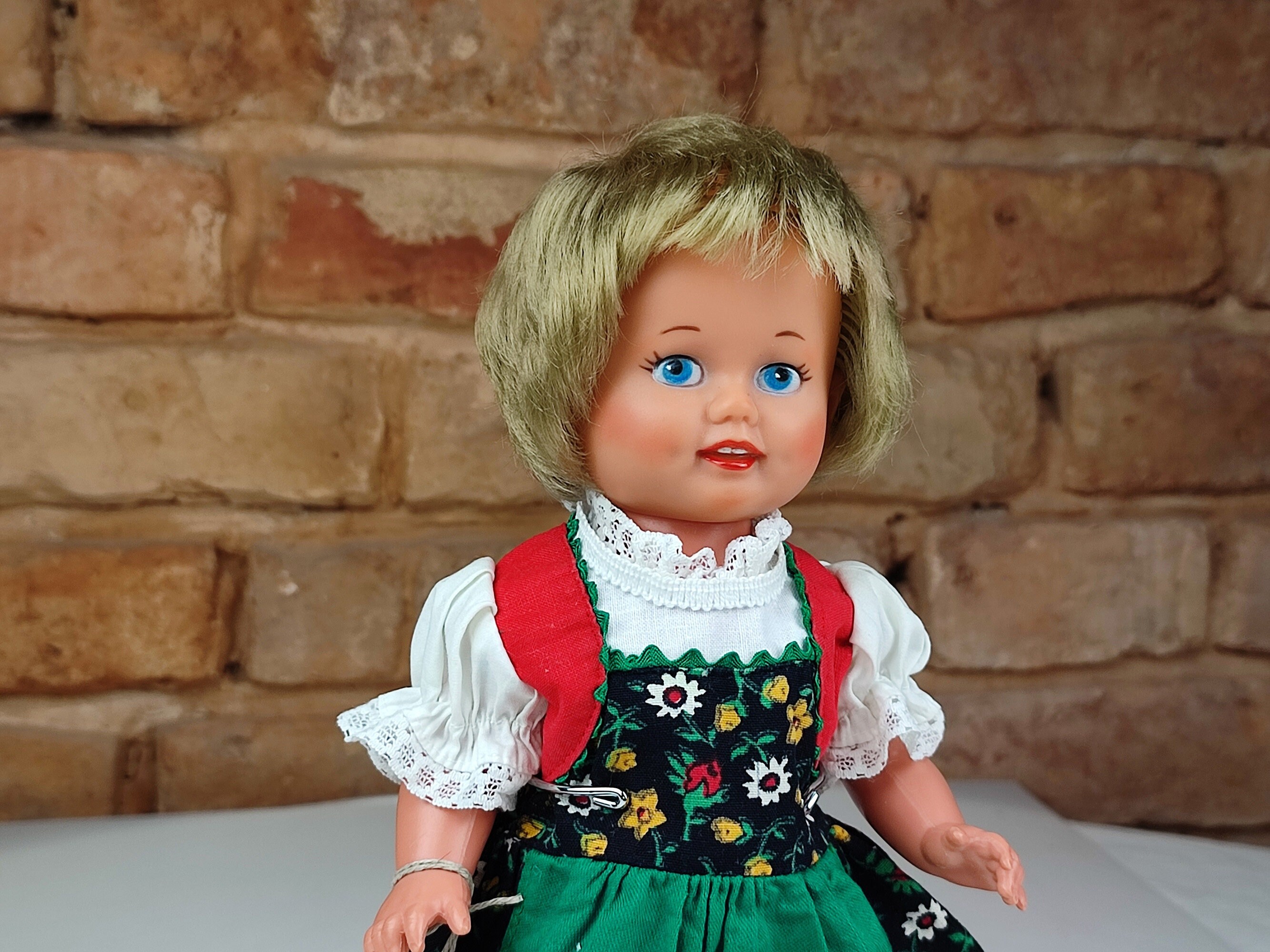 Vintage 1960s Doll, Schildkrot Doll 30, Folk Costume Doll, Retro Dolls ...