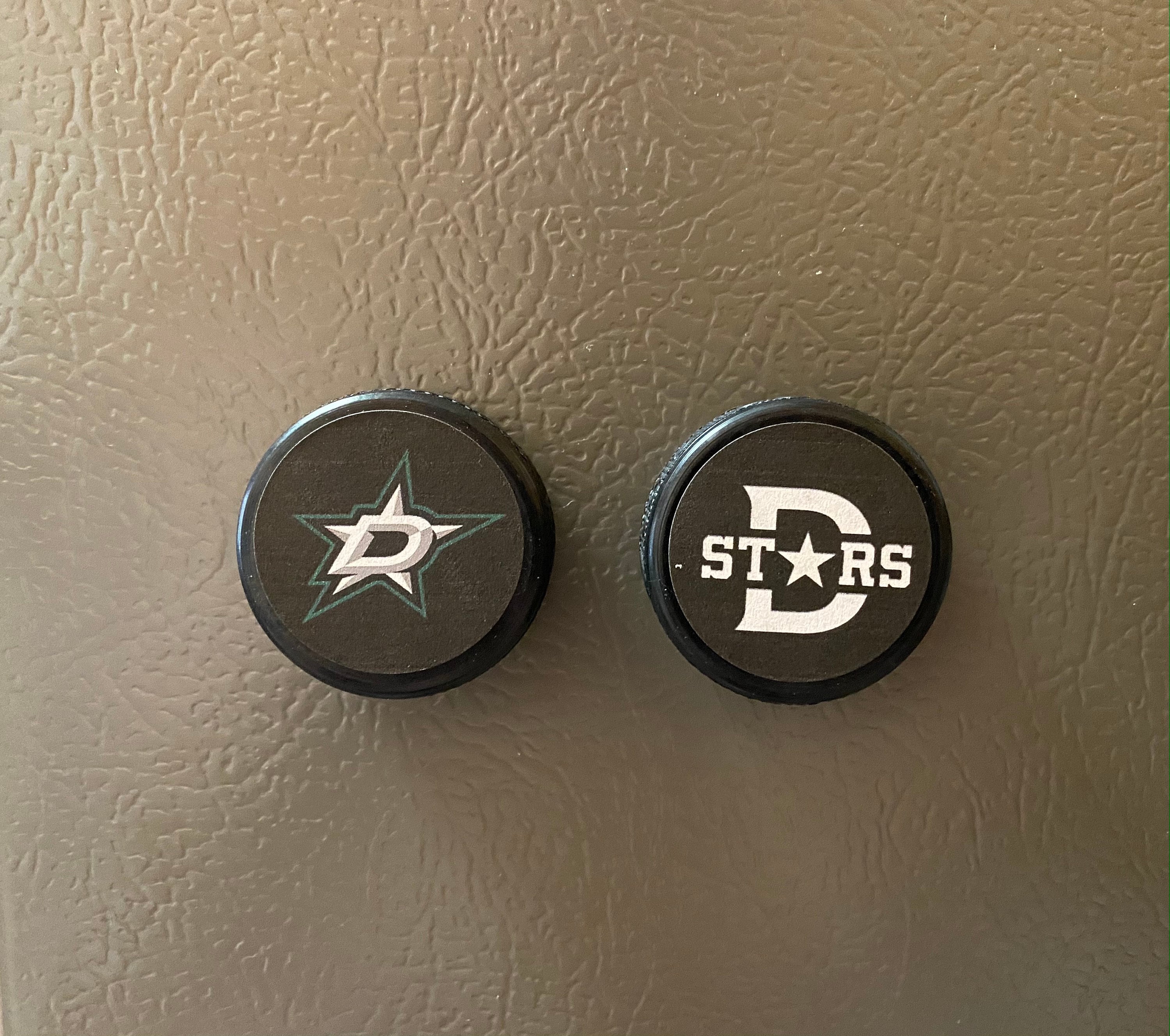 Custom Mini Hockey Puck Magnets - Etsy