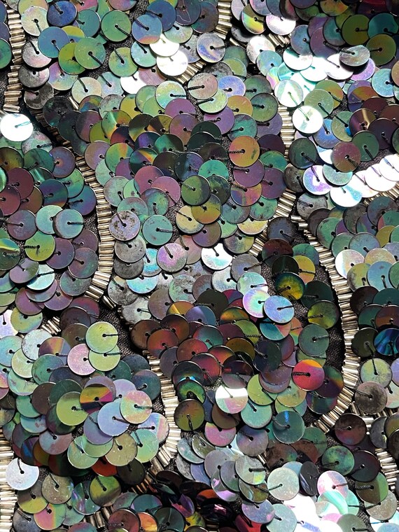 Vintage Iridescent Mermaid Scale Sequin and Beaded Sl… - Gem