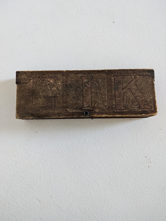 Vintage Carved Wooden Tie Box - Etsy