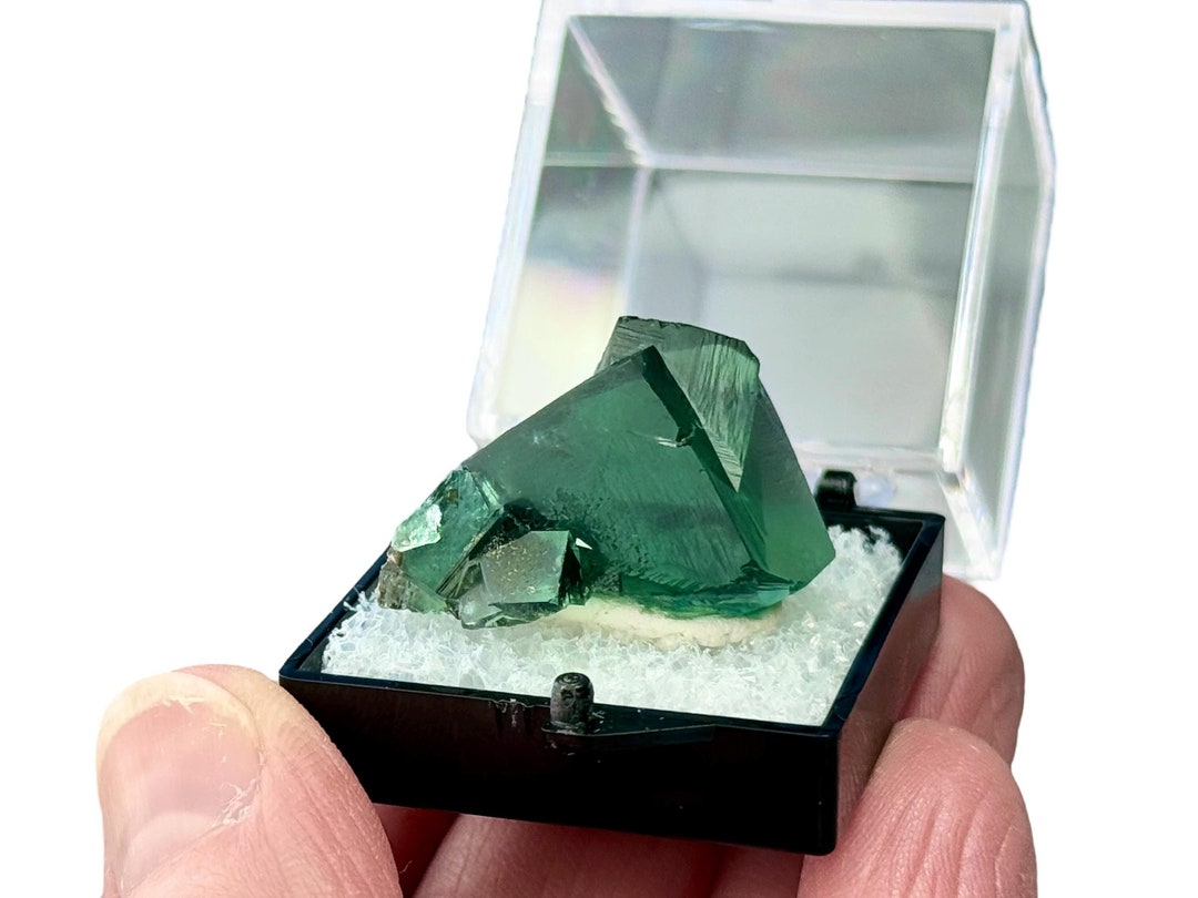 Fluorite Large Twin Thumbnail Crystal Diana Maria Mine, England ...