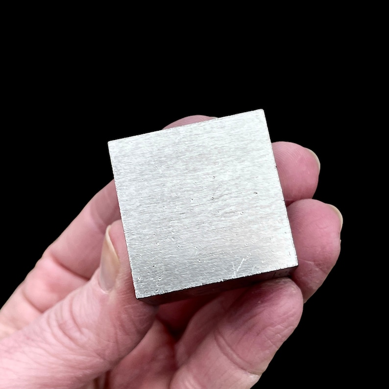 Magnesium mg Element Cube / Cubes Sold Separately / FREE - Etsy