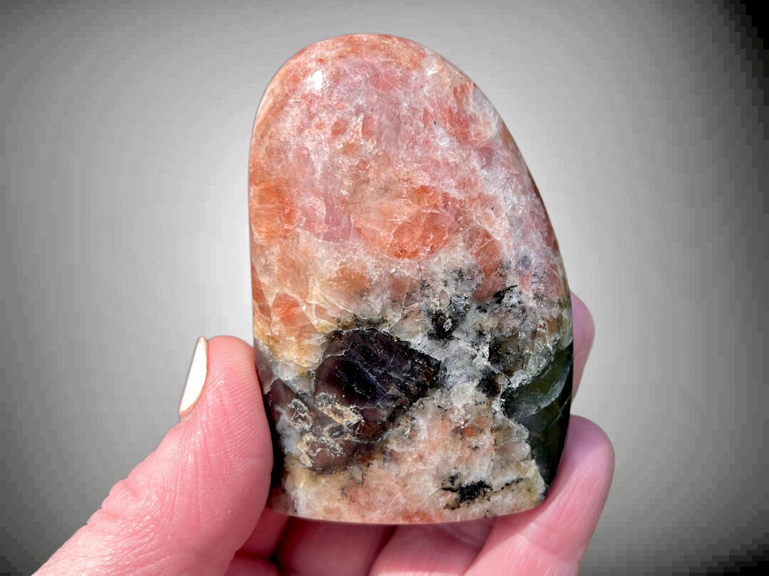 Iolite Peach Sunstone With Confetti Sunstone Standup Freeform ...