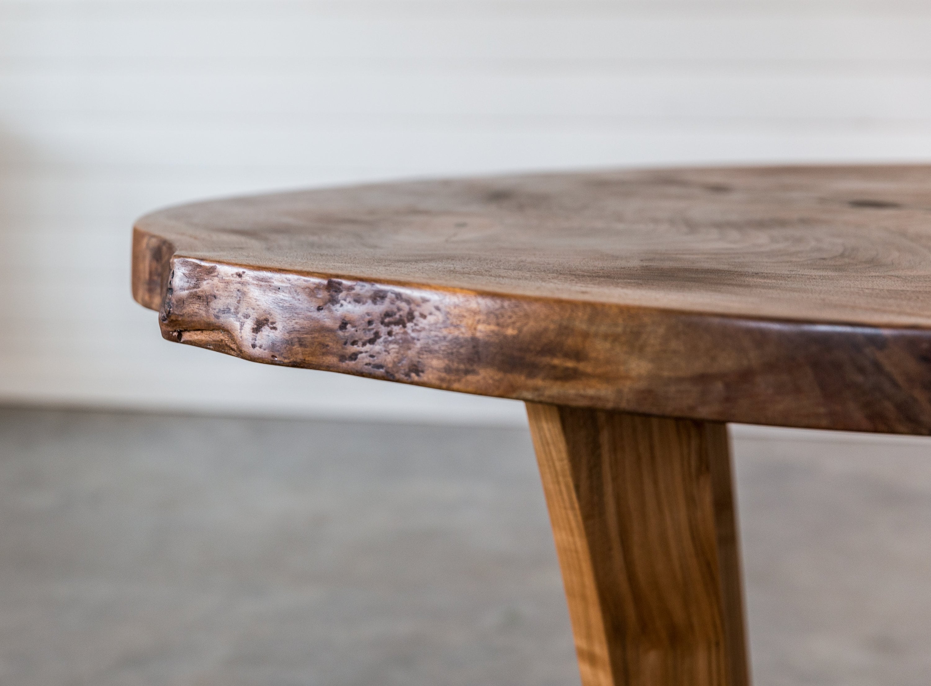 Black Walnut Live Edge Round Dining Table | Wood Base | Handmade - Etsy