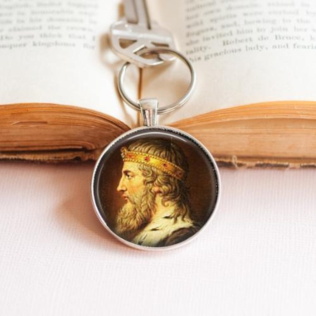 King Alfred the Great Key Ring - Alfred Key Ring - English Royal Family ...
