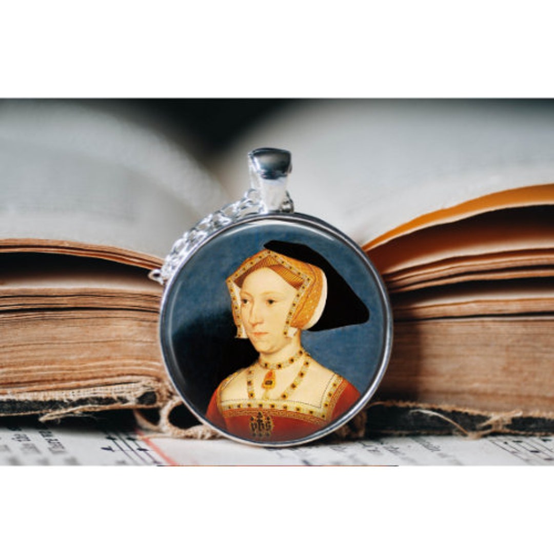 Jane Seymour Pendant Necklace Tudor Queen Jewellery Tudor History Necklace Six Wives of Henry the 8th Necklace Jane Seymour Jewelry Etsy