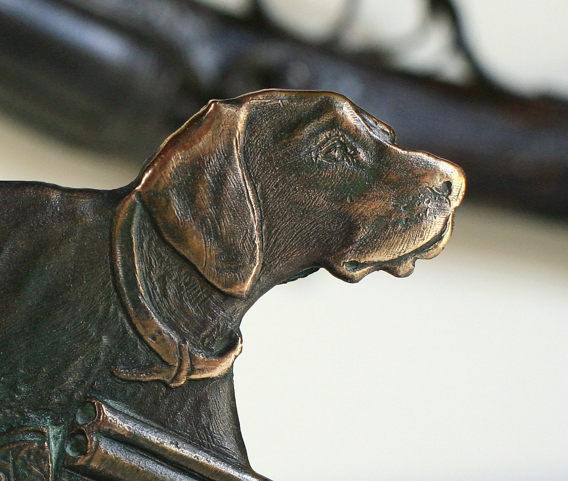 German Shorthaired Pointer Bronze Sculpture: Hunting Dog Decor - Etsy