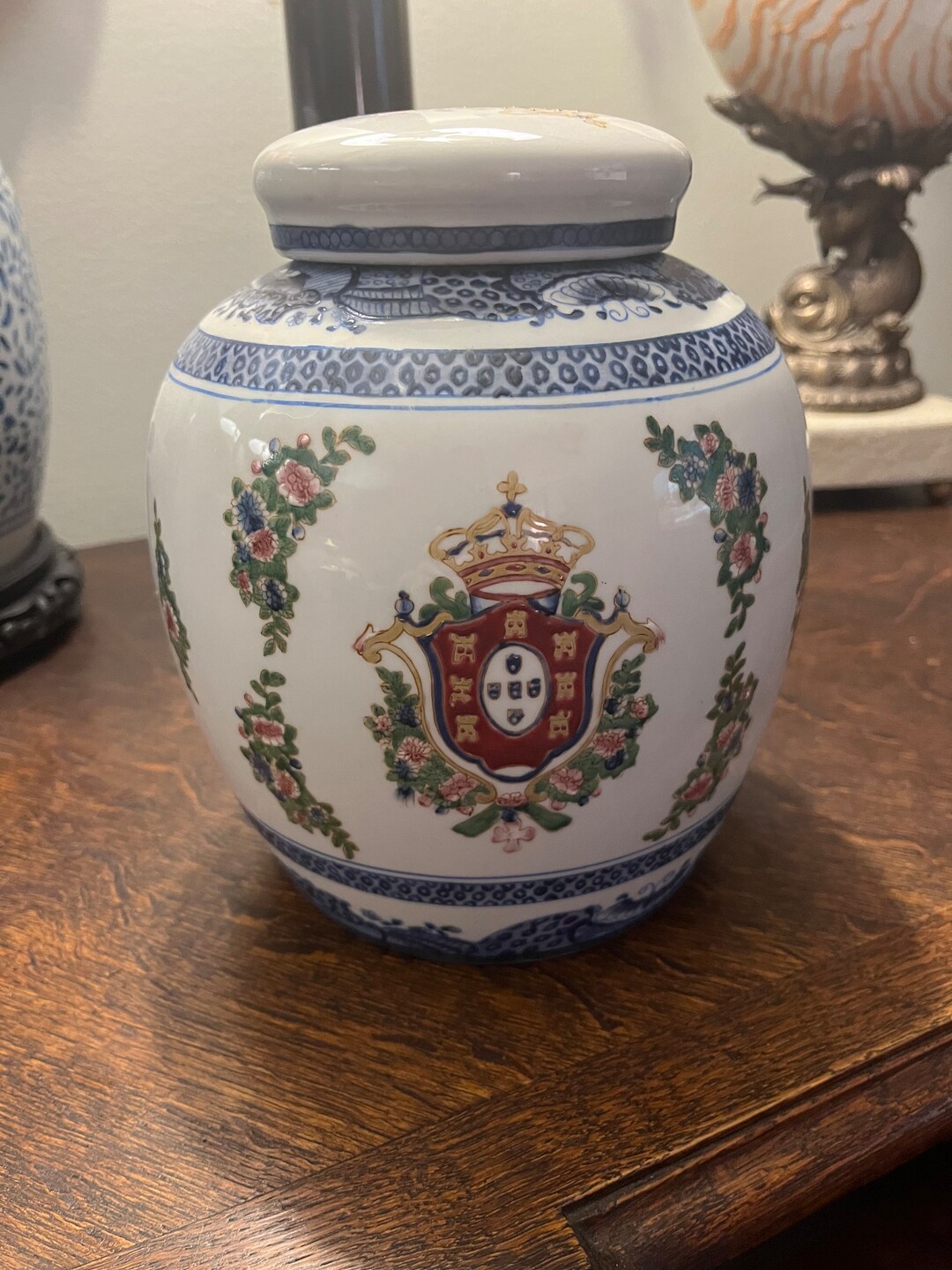 Asian Hand-painted Crest and Crown Porcelain Ginger Jar - Etsy