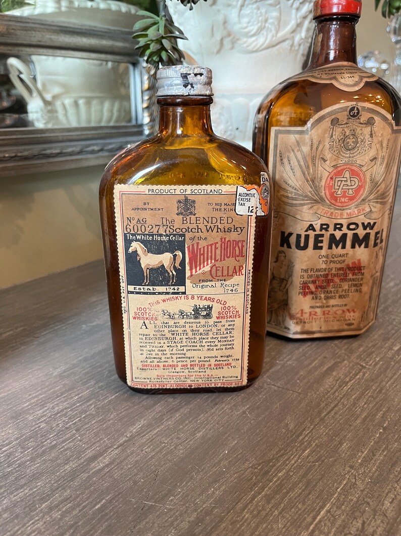 The Blended Scotch Whiskey of the White Horse Cellar Liquor Bottle - Etsy