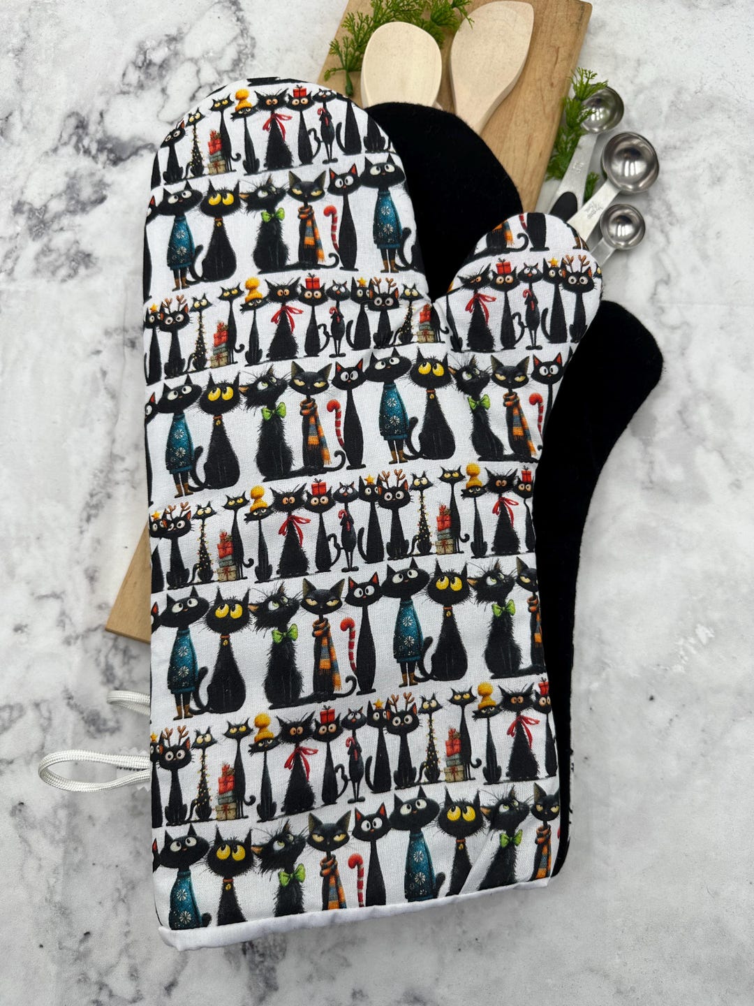 Oven Mitts! Funny Cats. A PAIR of Functional, Long, Oven Gloves ...