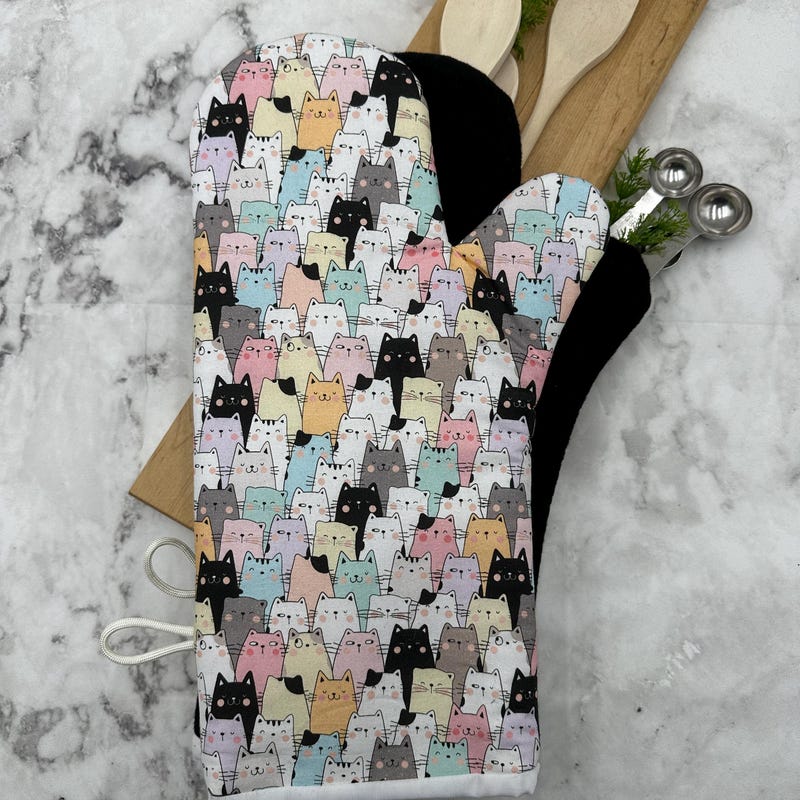 Cartoon Oven Mitt - Etsy