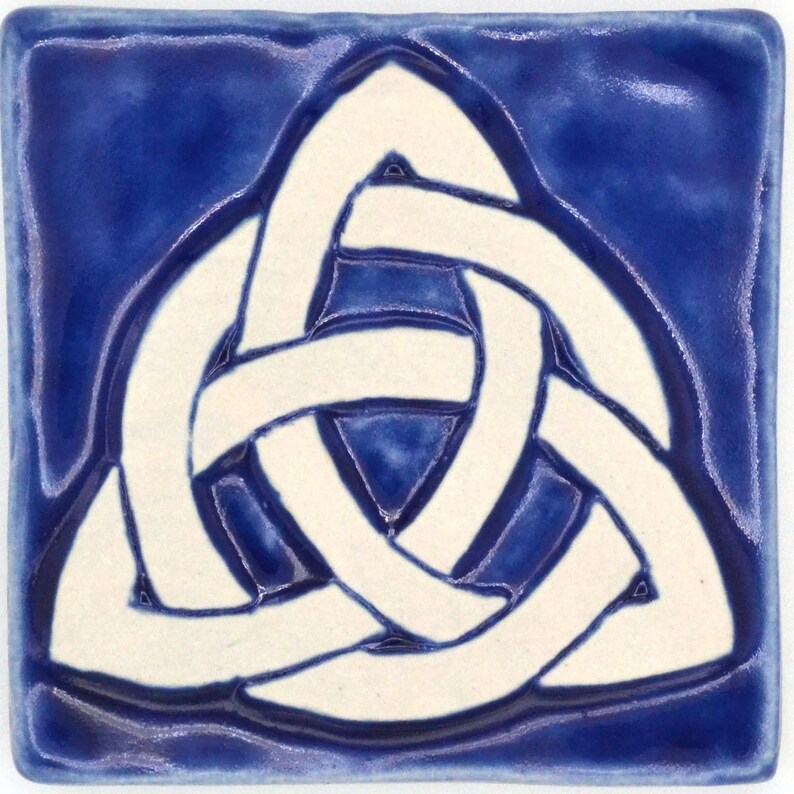 4x4 Celtic Trinity - Etsy
