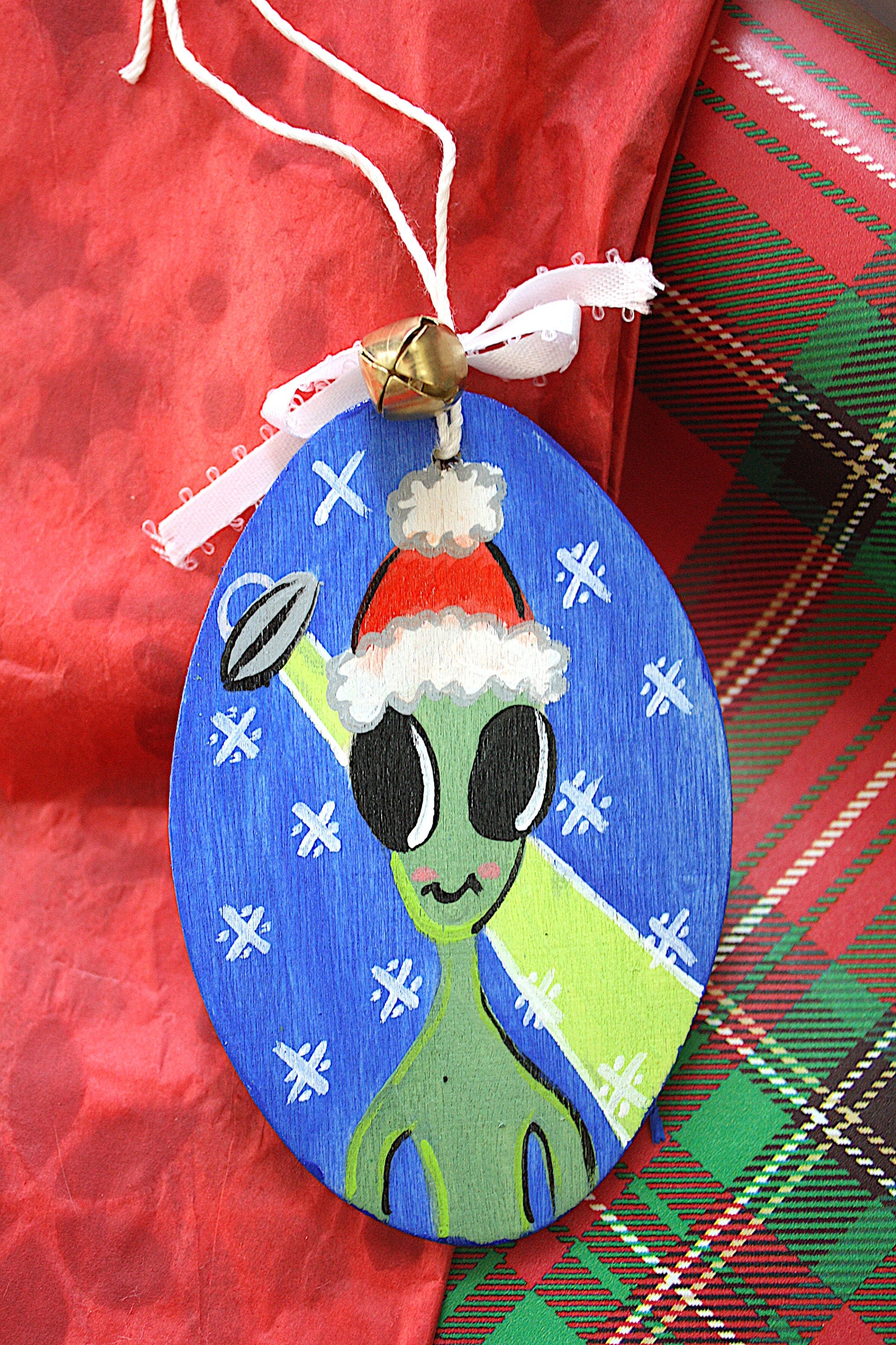 UFO & Alien Quirky Christmas Tree Ornament - Etsy