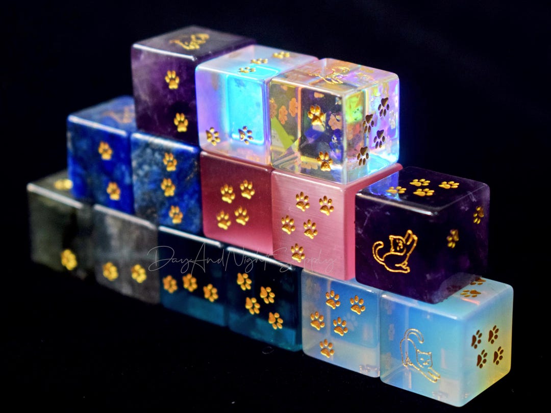 Lazy Cat Crawl Dice D6, Cat Paw Dice, Engraved Gemstone Dice D6 ...