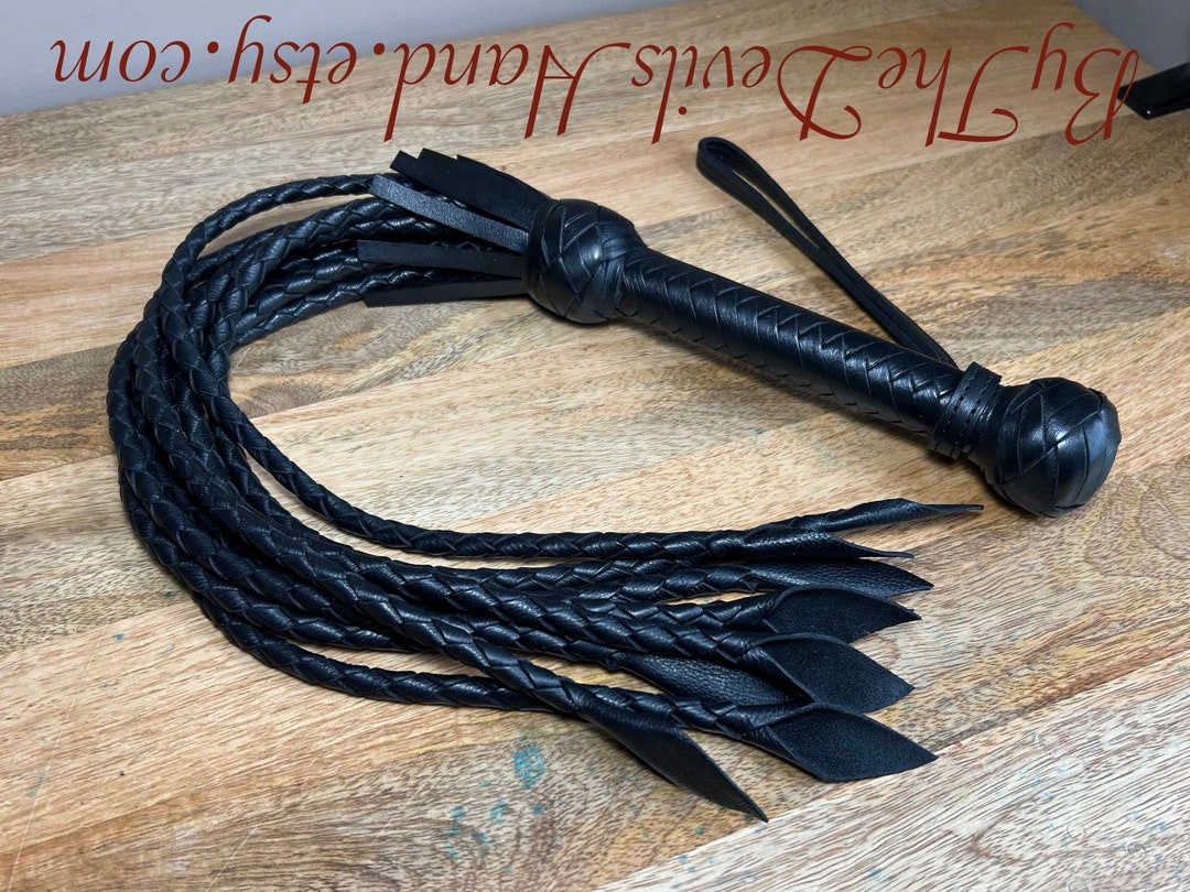 Cat O Nine Tails - Cat of Nine Tails - Standard Handle Black Smooth ...