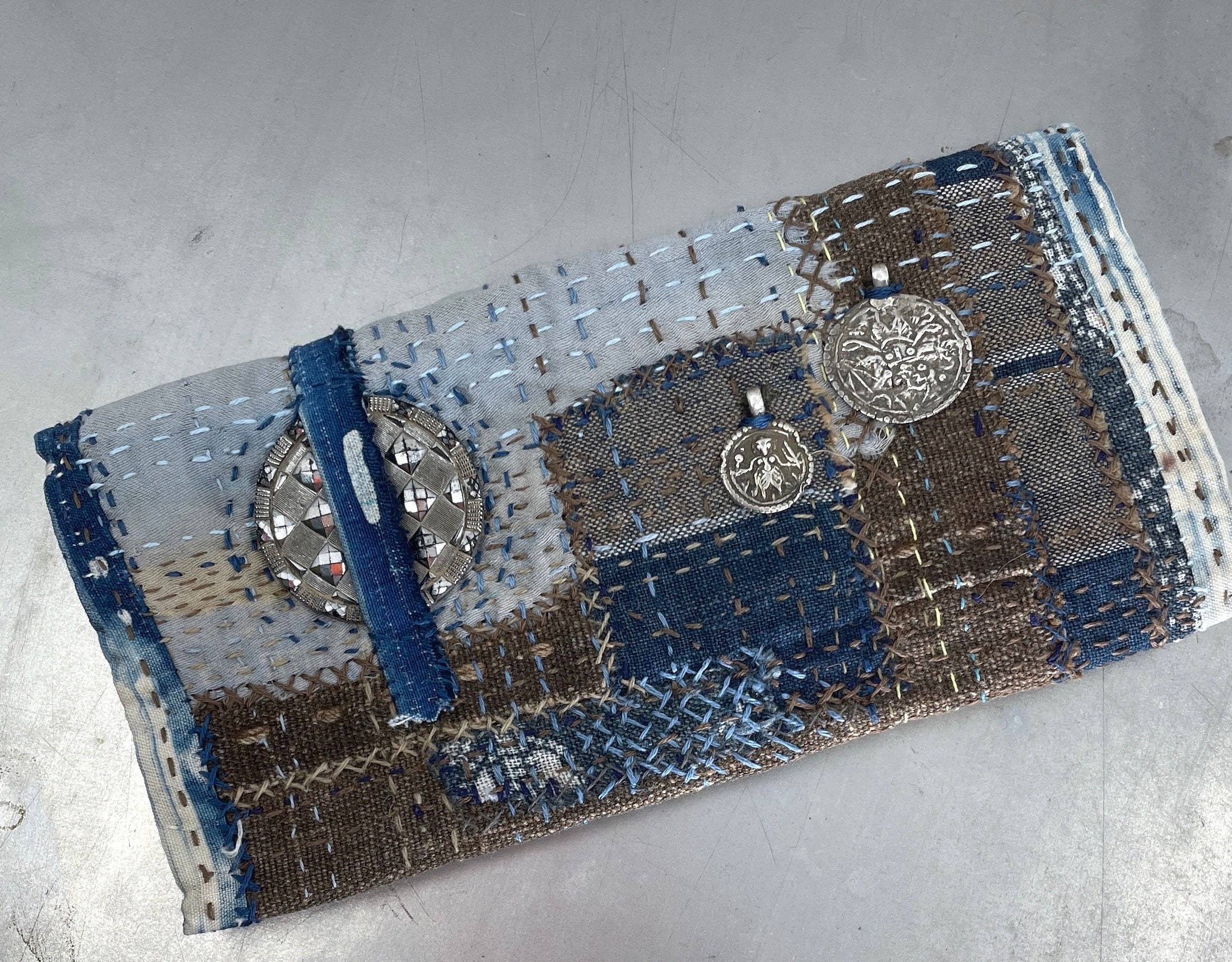 Recycled Textiles / Repurposed Vintage Fabric Art Wallet /pouch ...