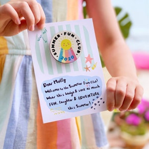 Summer Fun Club 2021 Badge on Backing Card - Schools Out Badge - Summer ...