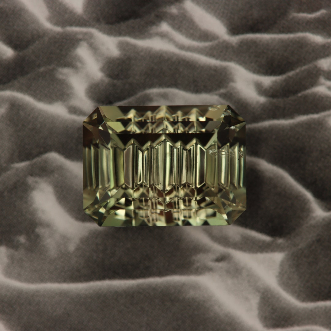 Fantasy Cut 3.25ct Green Oregon Sunstone - Etsy